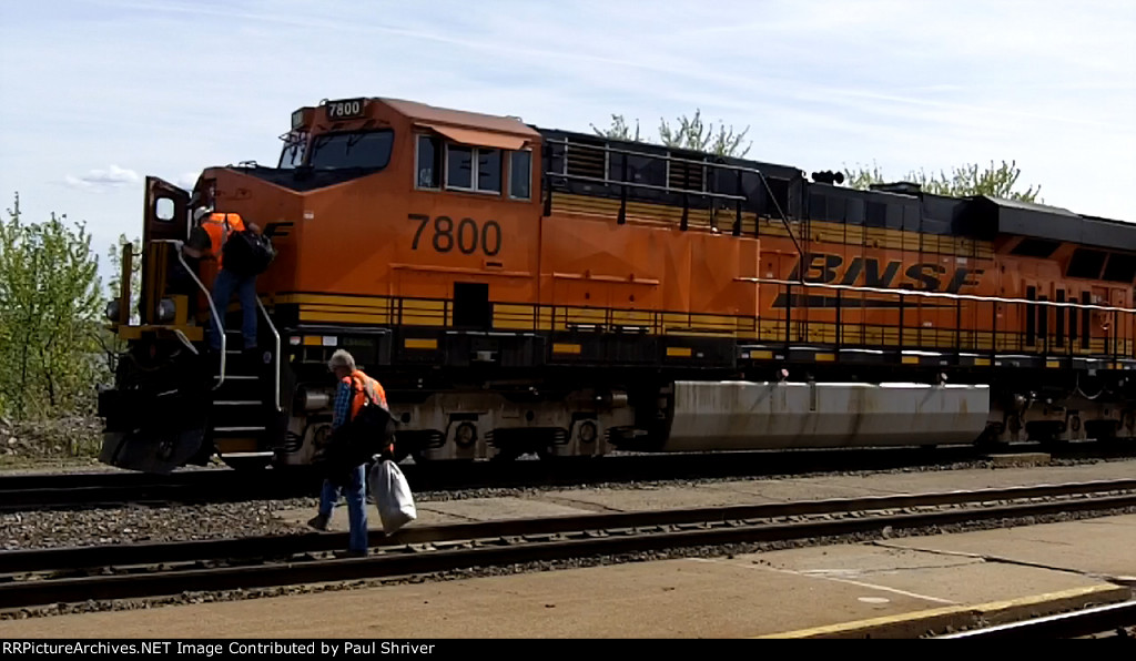 BNSF 7800